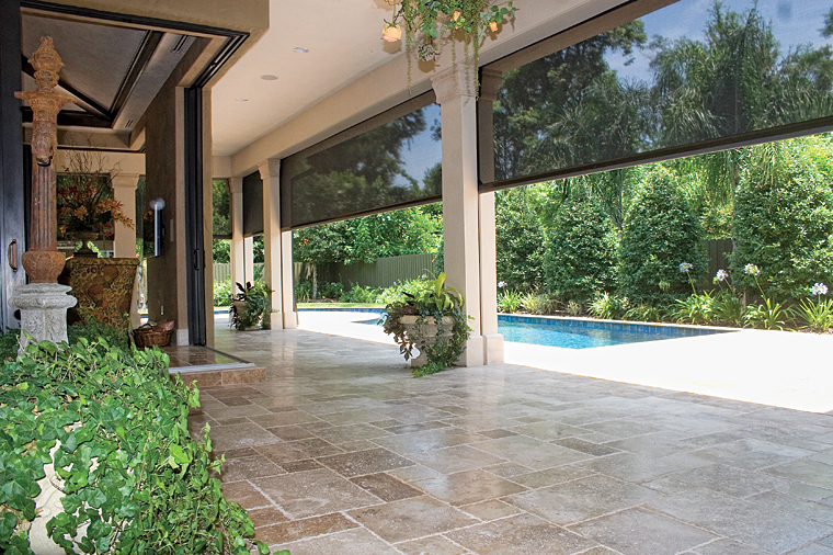 Phantom screens - polizamerica